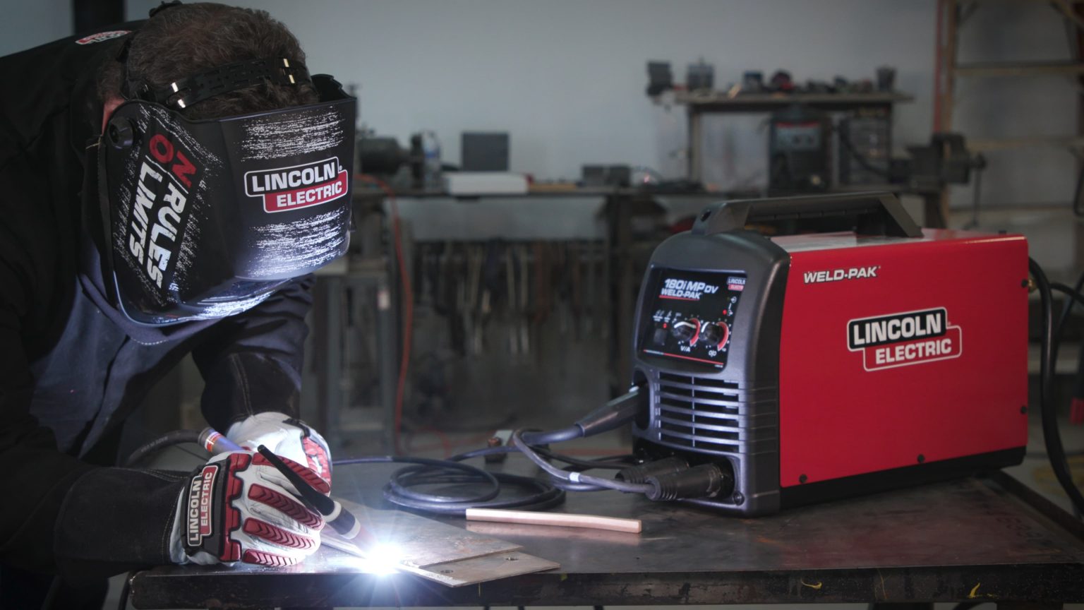 180 AMP MULTI-PROCESS, DUAL VOLTAGE WELDER - Lincoln Electric